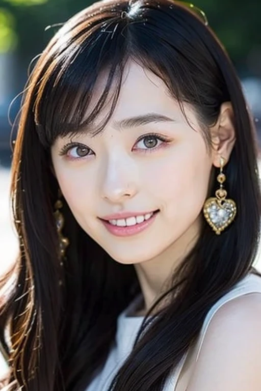 Black hair, shiny hair, wide eyes, pupils sparkling, smile, light smile ...