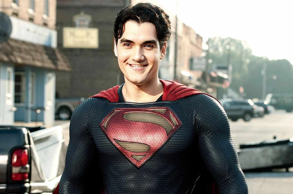 Superman - SeaArt AI