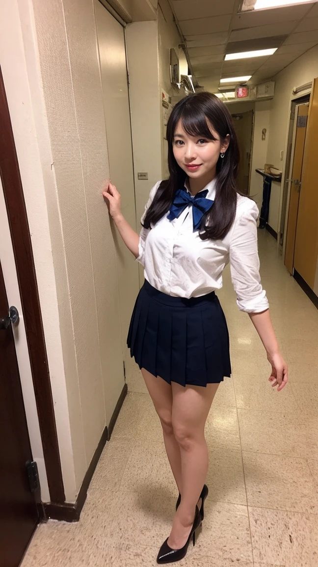 (Thighs)、Pearl Earrings、High School Uniform、Ultra short pleated micro ...