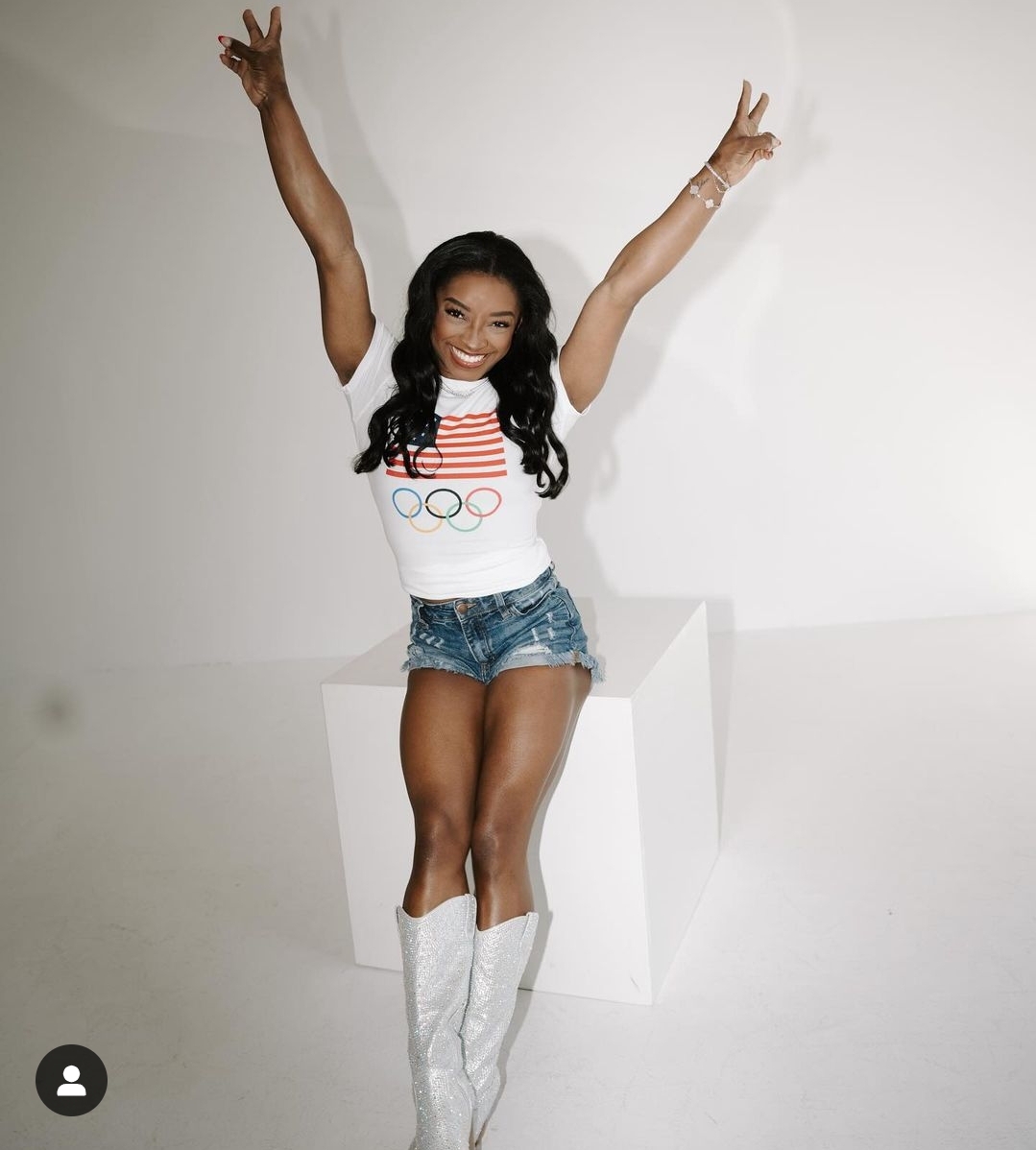 Simone Biles - SeaArt Modelo AI