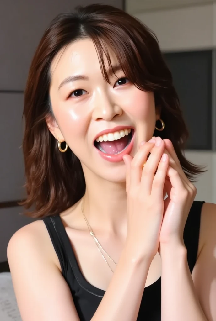 My drooling tongue 、 Her tongue is an unnoticeable length - SeaArt AI