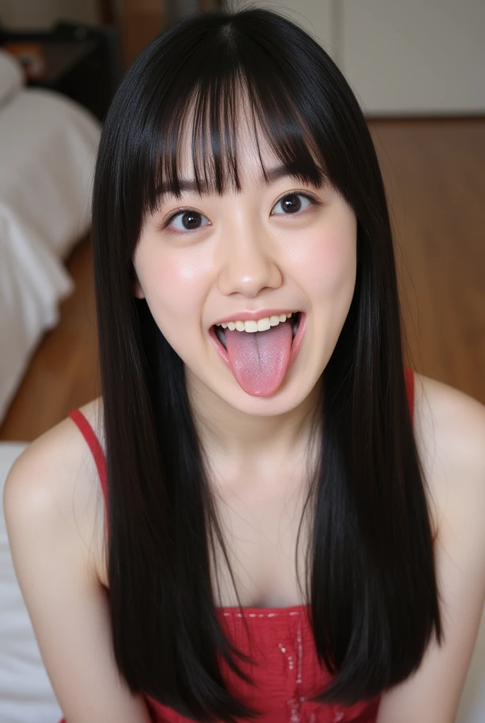 Girl, black hair with a young pattern, long hair , open your mouth wide ...
