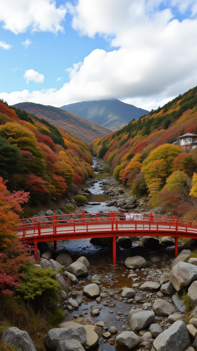 High definition images、Kiyotaki in Kyoto in autumn、Fall foliage season ...